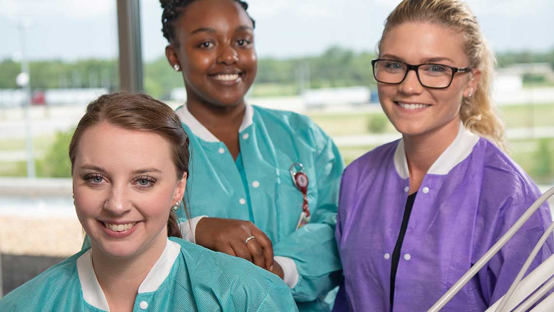 Opportunities for Students | About IHS Dentistry